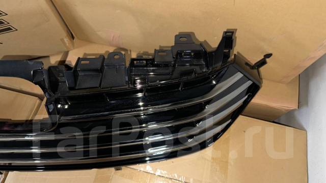 Решетка радиатора Honda Odyssey RC 2020 71121-T6A-Z010-M1 купить во ...