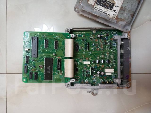 Блок управления двигателем Toyota Hilux 1KZ-TE 896613D100 89661-3D100 купить в Краснодаре по ...