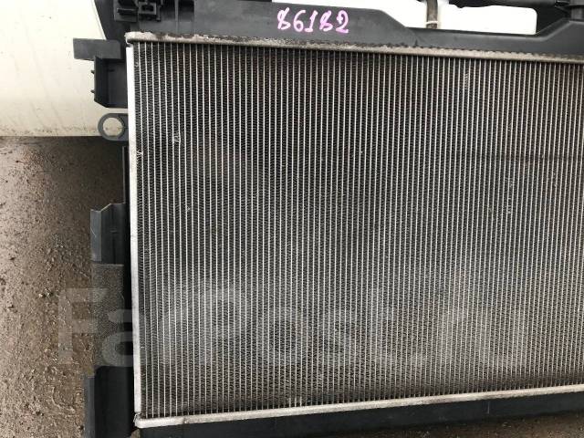 Радиатор двигателя Toyota Noah Voxy Esquire ZWR80 купить во ...