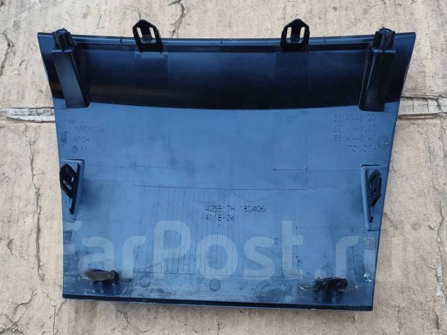 Эмблема решетки радиатора Toyota Harrier 60, 65 (Рестайлинг) купить во ...