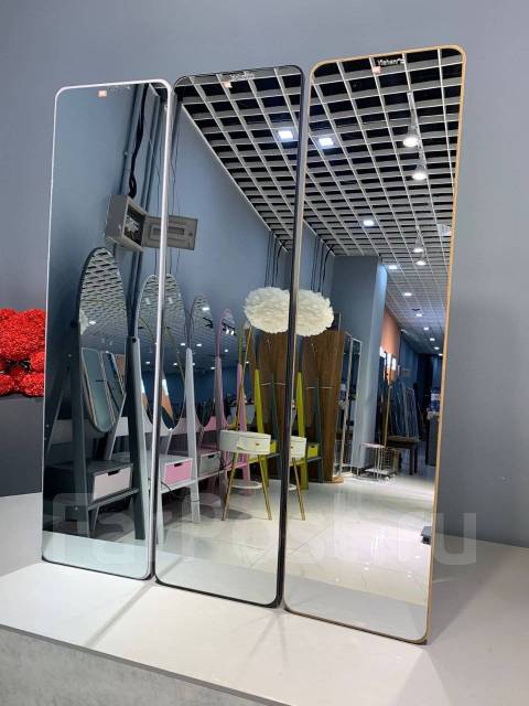 Зеркало напольное 40/150см, новый, в наличии. Цена: 3 150₽ во Владивостоке