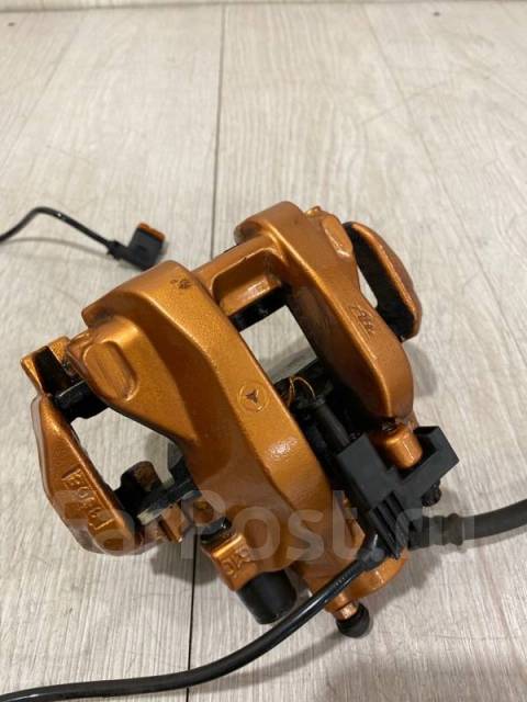 Комплект тормозов AMG Mercedes Benz E350 2009 A0004213012 W212 M272.980 ...