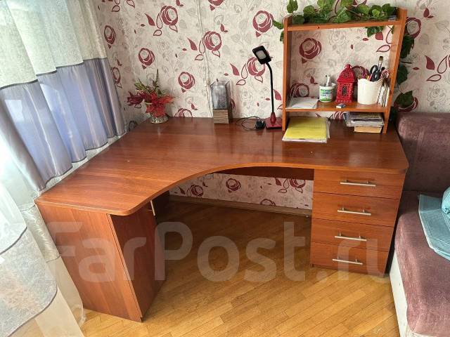 Стол компьютерный угловой - Мебель во Владивостоке