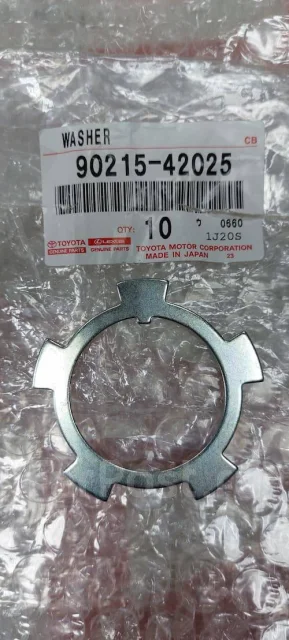 Шайба стопорная ступицы LC80 звезд Toyota 90215-42025 купить во ...