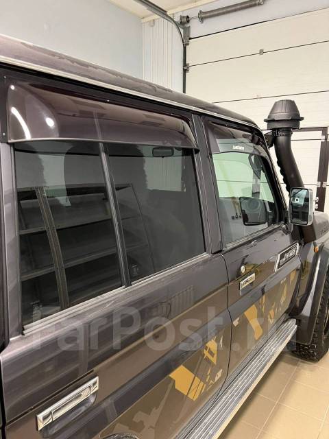 Ветровик на двери Land Cruiser (Охотник) c 2007-2023г. Japan Оригинал ...