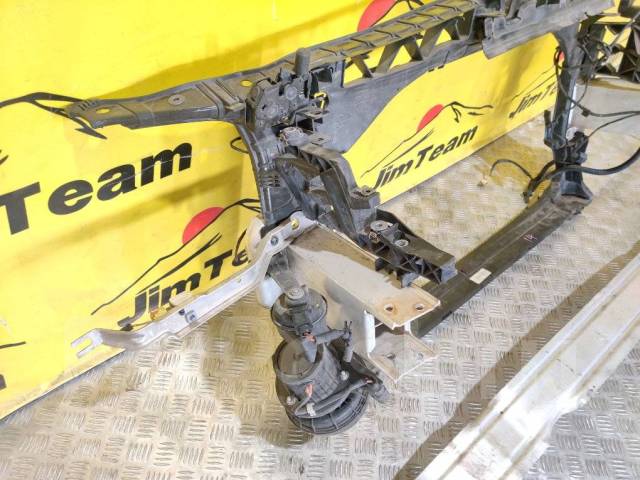 Рамка радиаторов Телевизор Audi A7 2011 4H0805594E 4G 4GA 4GF CGWB 3.0 ...