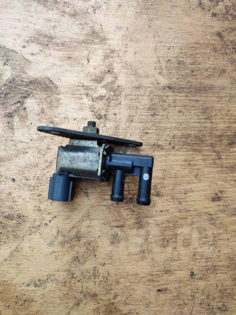 Вакуумный клапан купить во Владивостоке по цене: 700₽ — частное ...