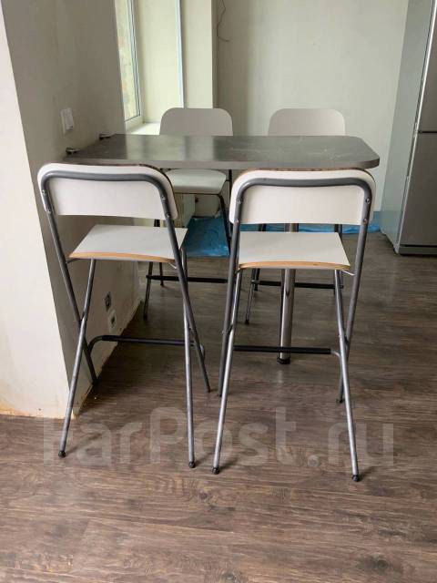 Продам барные стулья, б/у, в наличии. Цена: 4 000₽ во Владивостоке