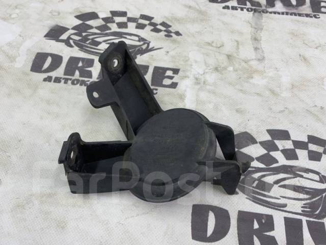 Заглушка бампера Nissan Dualis 62256JD000 KJ10, передняя правая купить ...