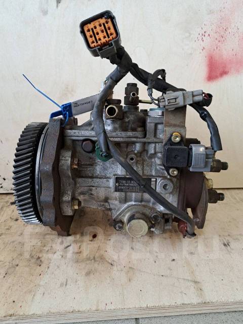 ТНВД Mazda TF tf 098000-0211 TF88 13 800A 098000-2210 TF88 13 800B ...