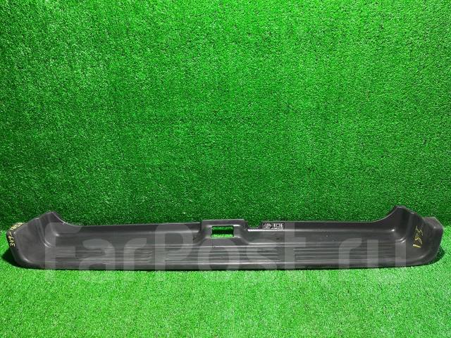 Нaклaдка заднего бампера Hilux Surf KZN185 159000км купить во ...