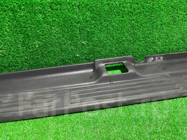 Нaклaдка заднего бампера Hilux Surf KZN185 159000км купить во ...