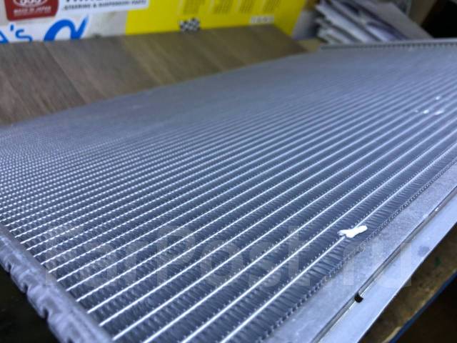 Радиатор системы охлаждения Sakura RAV4 / Vanguard ACA30 ACA38 ACA33W ...