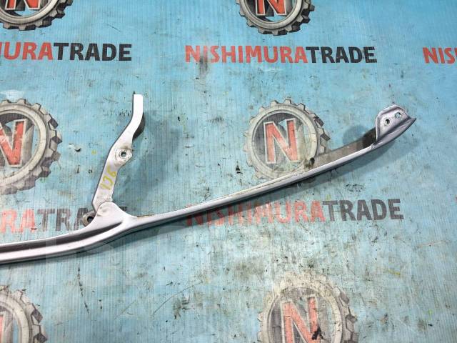 Планка под фары Toyota Land Cruiser UZJ100 №136 купить во Владивостоке ...