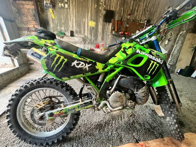 Kawasaki KDX 250, 1995, 250 куб. см. 2х тактный, с пробегом, исправен, 1 км, бензин, эндуро ...