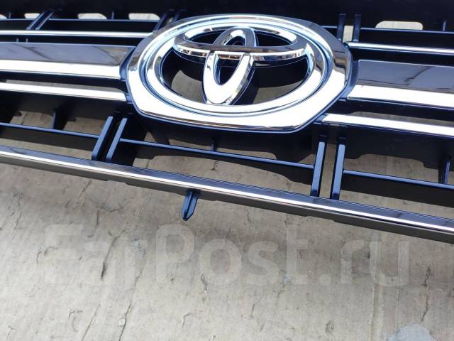 Решетка радиатора Toyota Land Cruiser 70 (GRJ76, GRJ79) купить во ...
