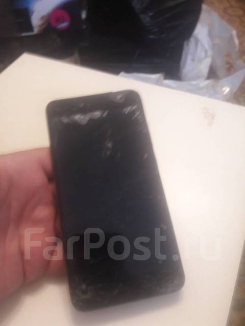 Смартфон Xiaomi MDE6, моноблок, б/у, в наличии. Цена: 200₽ во Владивостоке