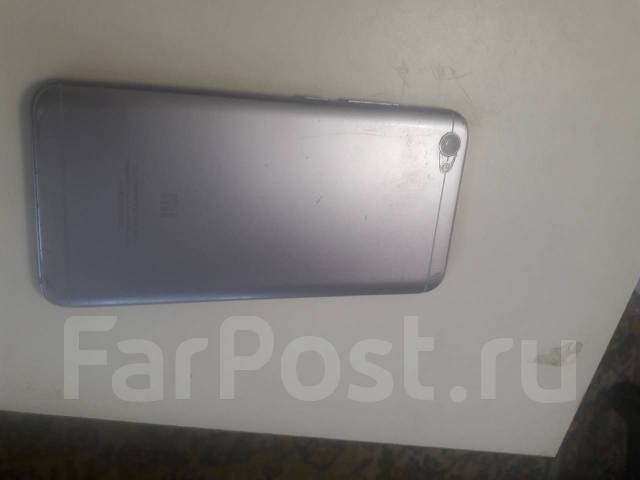 Смартфон Xiaomi MDE6, моноблок, б/у, в наличии. Цена: 200₽ во Владивостоке