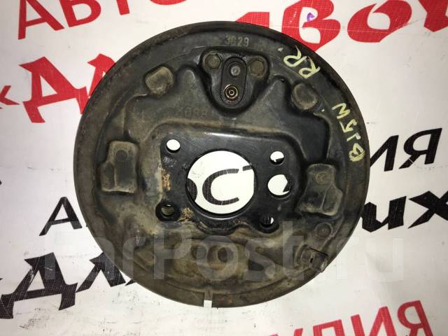 Пыльник ступицы задний правый Mitsubishi Lancer Cedia CS5W / 4G93 ...
