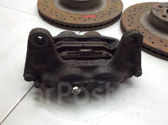 Комплект передних 4pot WRX суппортов с тормозными дисками Subaru ...