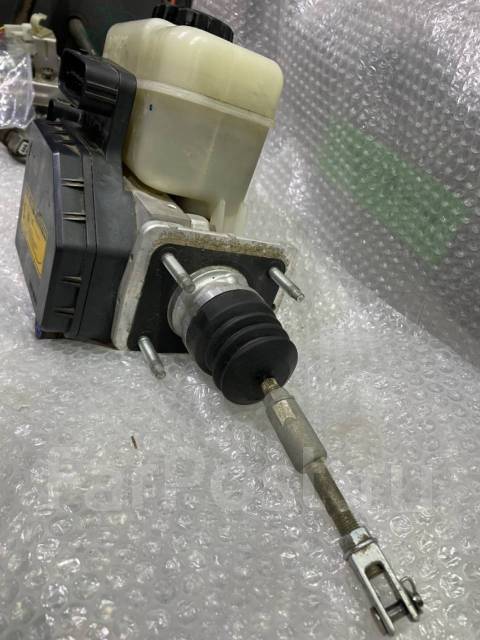 Главный тормозной цилиндр Lexus GX470 Prado 120 купить во Владивостоке ...