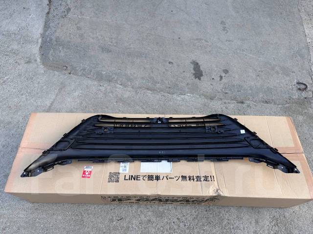 Решетка бампера с камерой Toyota Harrier MXUA80, 85 купить во ...