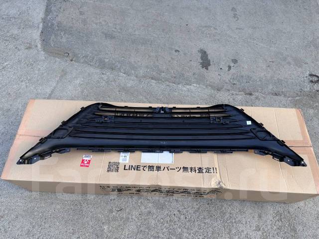 Решетка бампера с камерой Toyota Harrier MXUA80, 85 купить во ...