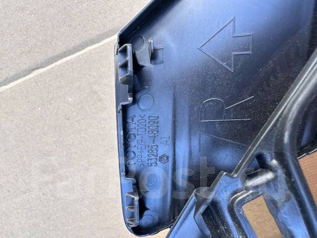 Решетка бампера с камерой Toyota Harrier MXUA80, 85 купить во ...