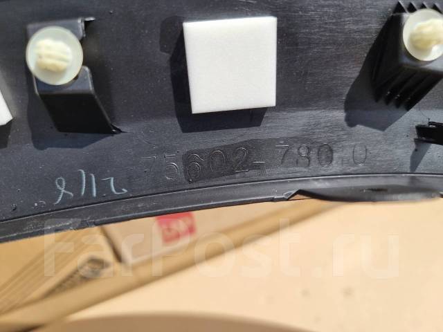 Молдинг (накладка) крыла Lexus NX Новый 75602-78010 купить во ...