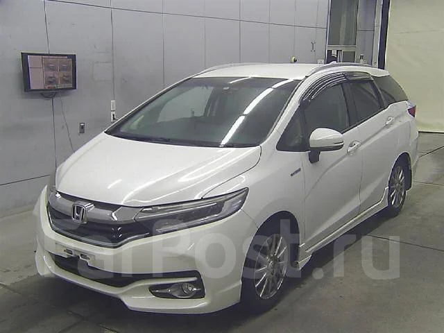Honda Shuttle, 2015, GP7, LEBH1 во Владивостоке