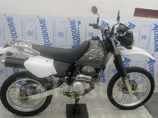 Honda XR 250, 2002, 250 куб. см. 4х тактный, без пробега, исправен ...