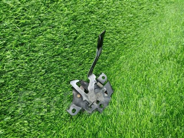 Замок капота Toyota Corolla Rumion 5351012810 NZE151 1NZFE, передний ...