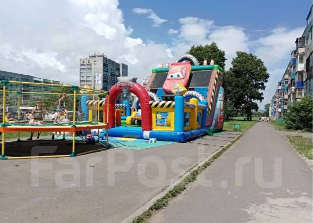 Надувные батуты, б/у, в наличии. Цена: 150 000₽ в Амурске