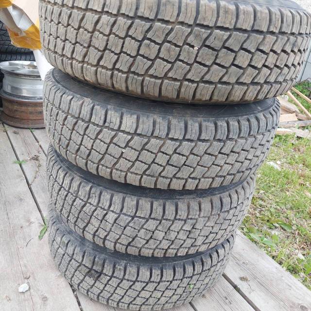 Колеса Уаз, Эскудо, Нива, 16", 1 шт, 225 мм, 75 %, радиальный, 225/75 ...