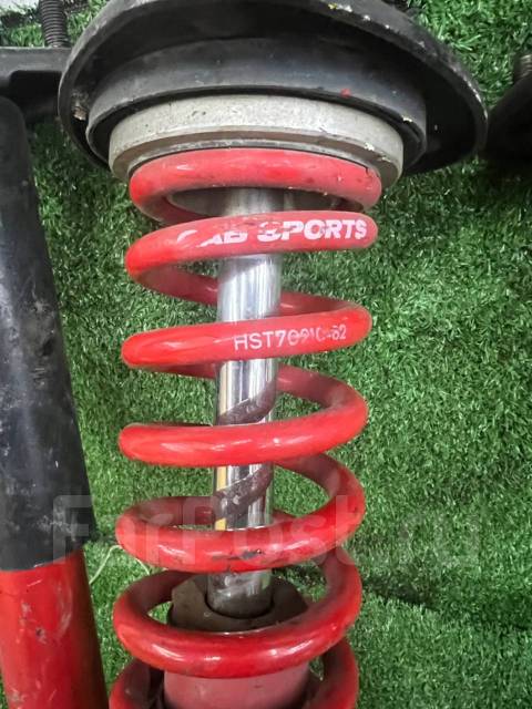 Комплект стоек Honda Stepwgn RF1 купить во Владивостоке по цене: 4 000 ...