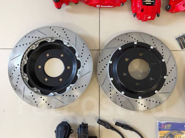 Тюнинг тормозная система Brembo Toyota Land Cruiser 300 / Lexus LX600 ...