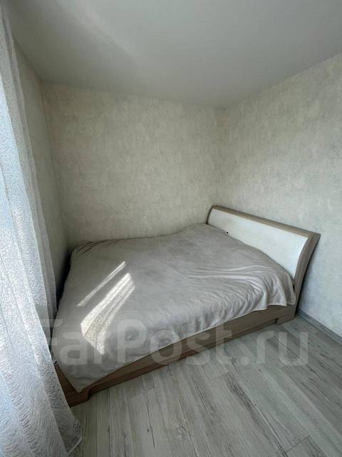 Продам кровать с подъемным механизмом, б/у, в наличии. Цена: 7 000₽ во ...
