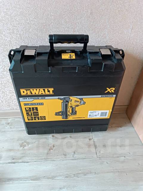 Аккумуляторный монтажный пистолет по бетону DeWalt DCN890N, б/у, в ...