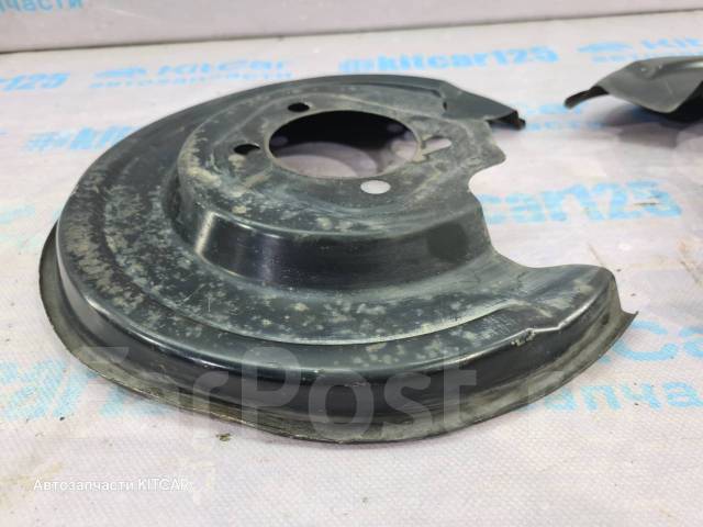 Кожух тормозного диска toyota prius Оригинал пара R+L zvw30-Бк50/3 ...