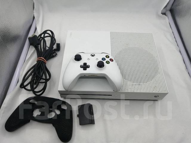 Игровая приставка Xbox One S 500GB + Gamepass Ultimate, б/у, в наличии ...