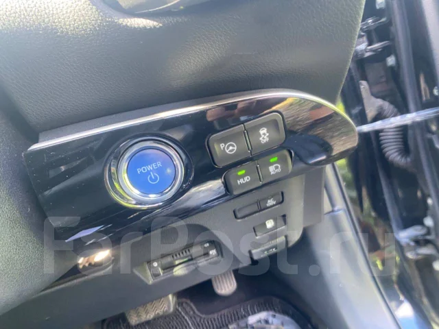 Кнопка включения HUD Проектора Toyota Prius, ZVW 55, во Владивостоке ...