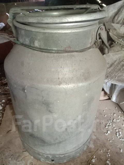 Продам флягу алюминиевую 40 л, б/у, в наличии. Цена: 2 000₽ во Владивостоке