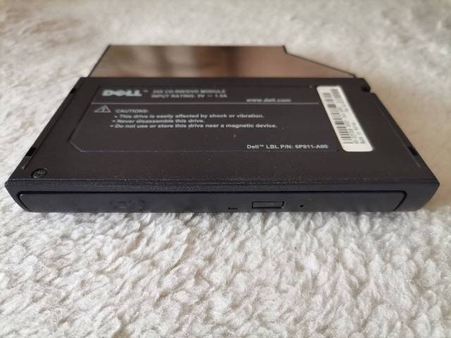 Ноутбук Dell Latitude C640 cостояние нового полный комплект, 14", 40 Гб ...