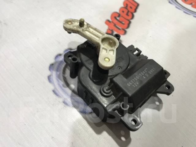 Сервопривод заслонок печки Toyota Land Cruiser UZJ100 №143 купить во ...
