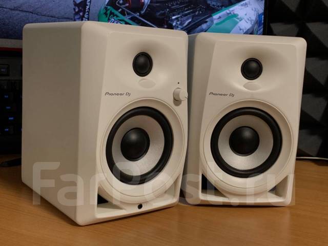 Мониторы Pioneer dj dm 40w, б/у, в наличии. Цена: 13 000₽ во Владивостоке