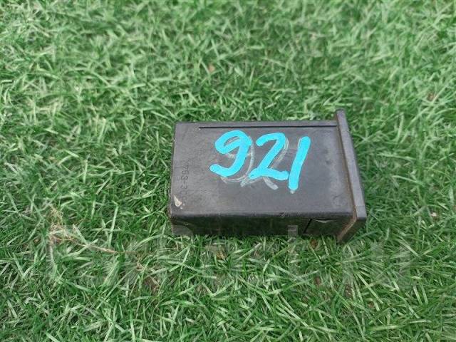 Кнопка туманки Toyota Corona Premio 9095001867 ST215 купить во ...