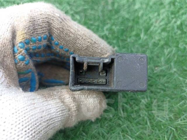 Кнопка туманки Toyota Corona Premio 9095001867 ST215 купить во ...