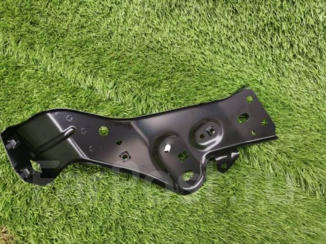 Крепеж бампера Mazda Cx-30 DFR552240 DM8P, передний левый купить во ...