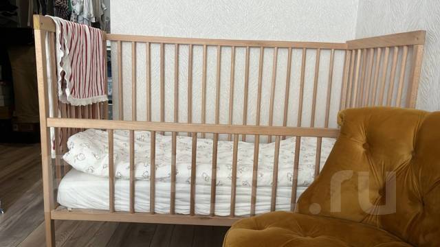 Отдам детскую кроватку (120 на 60) с матрасом) во Владивостоке