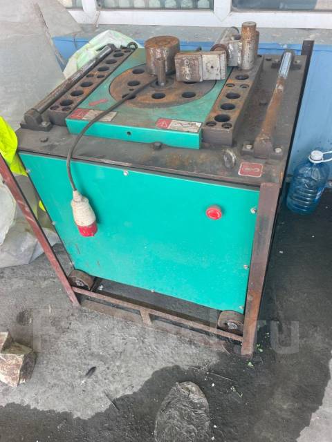 Станок для гибки арматуры GIKS GW40B, б/у, в наличии. Цена: 80 000₽ в Уссурийске